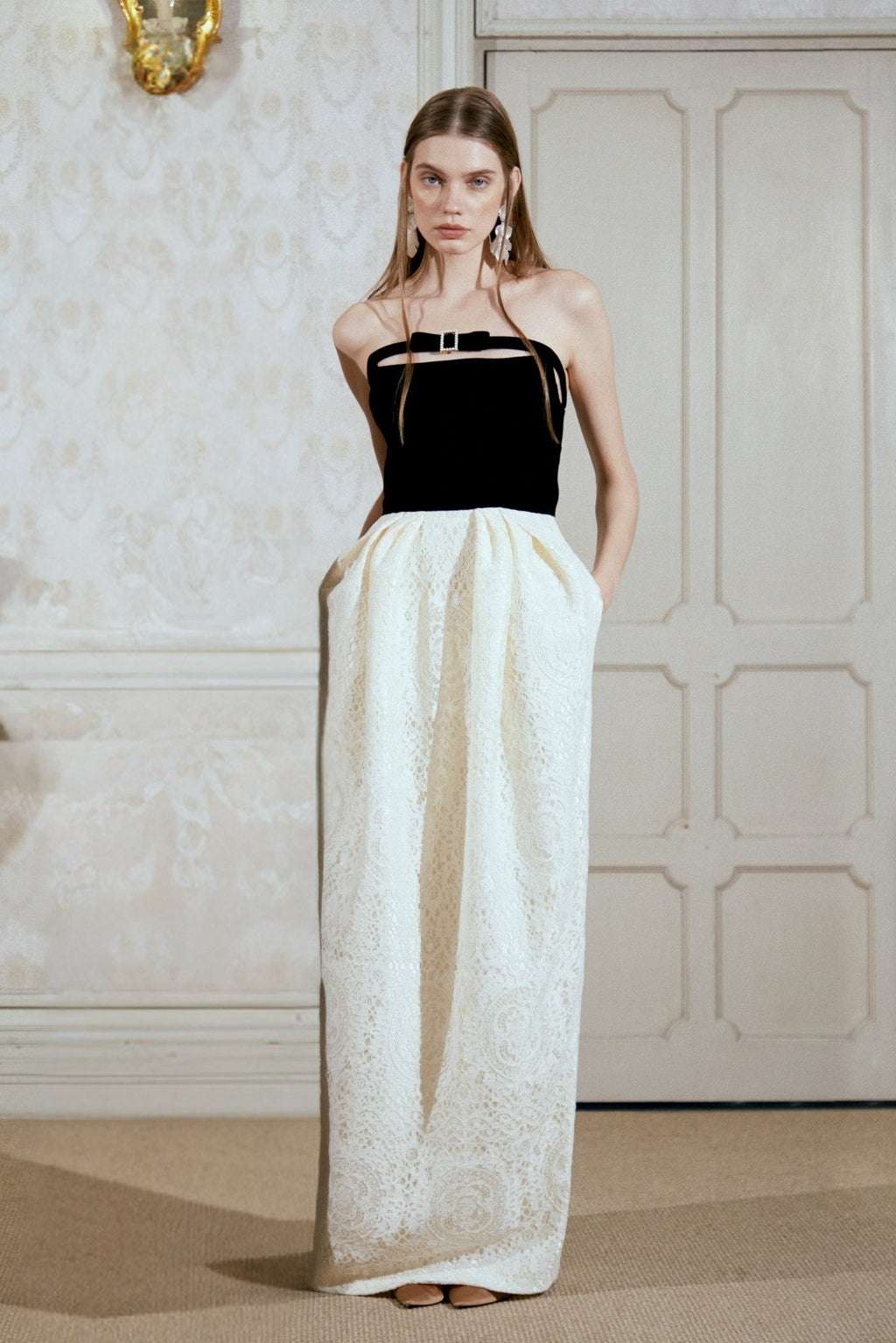 Lace Cocoon Skirt Gown with Velvet Bodice and Side Pockets – HERTROVE