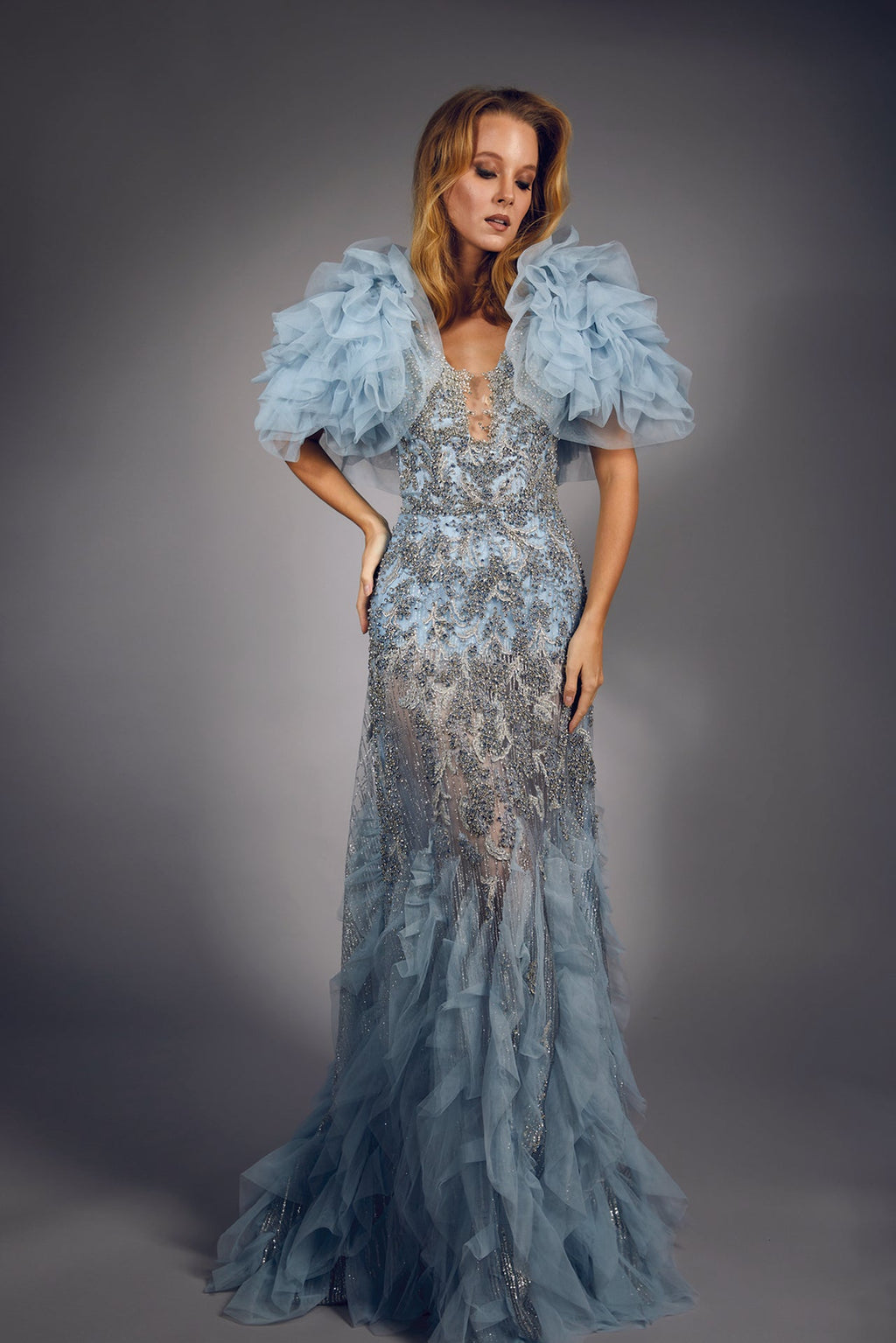 Exaggerated shoulders beaded gown – HERTROVE