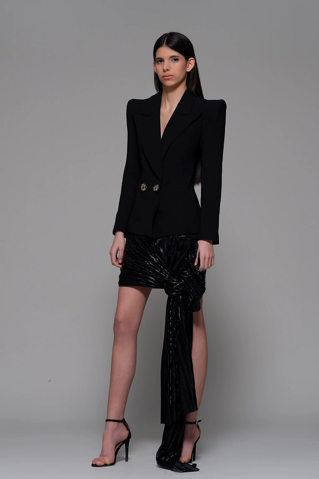 Double vested jacket with short skirt – HERTROVE