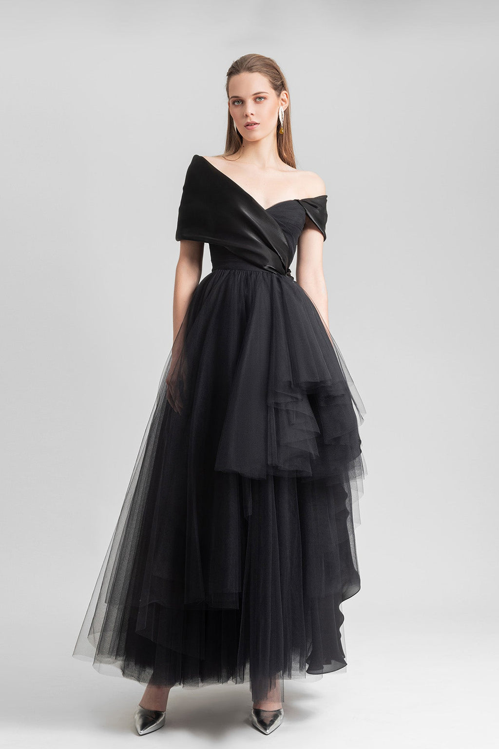 Off shoulder pleated tulle dress – HERTROVE