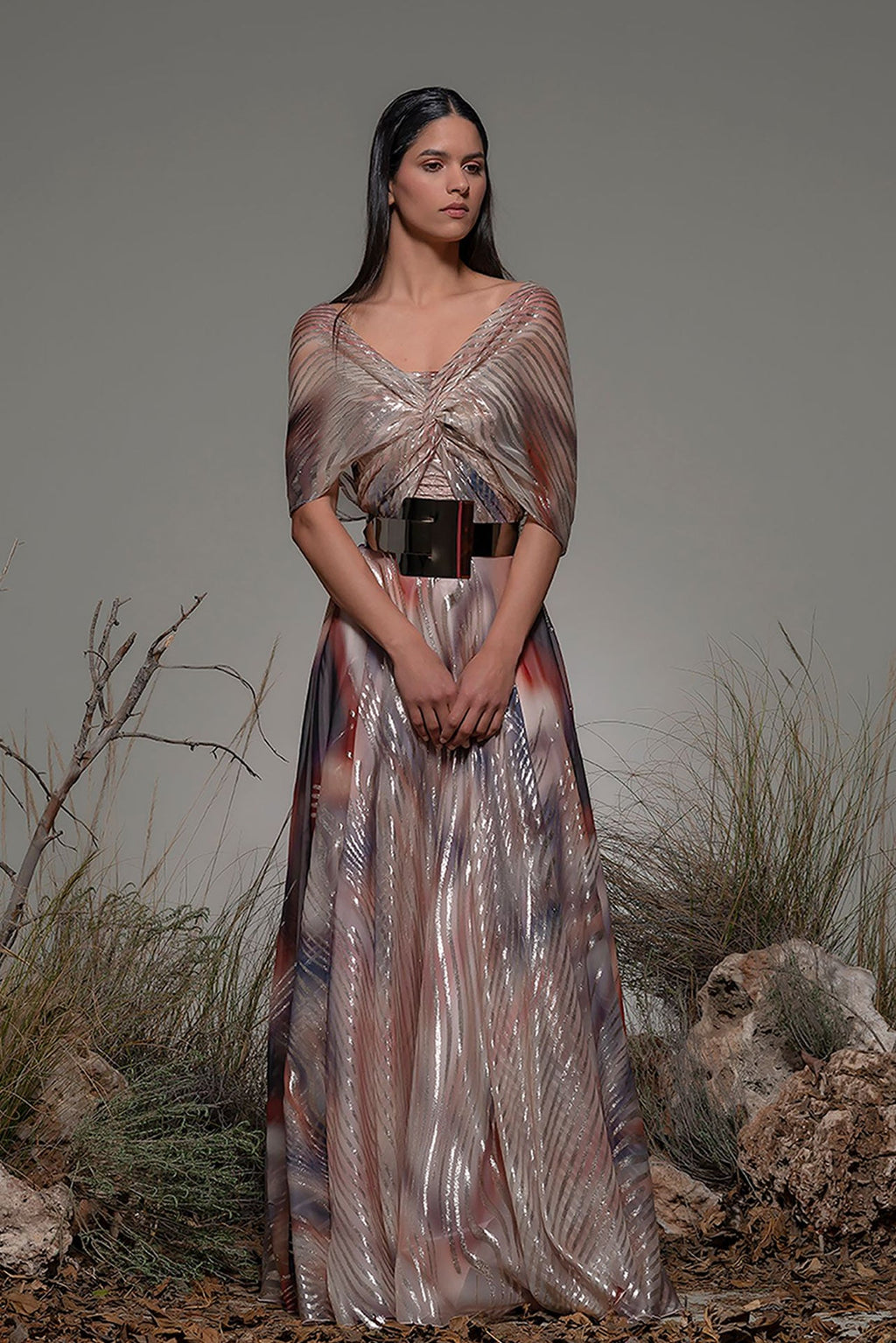 Draped shoulders printed dress – HERTROVE