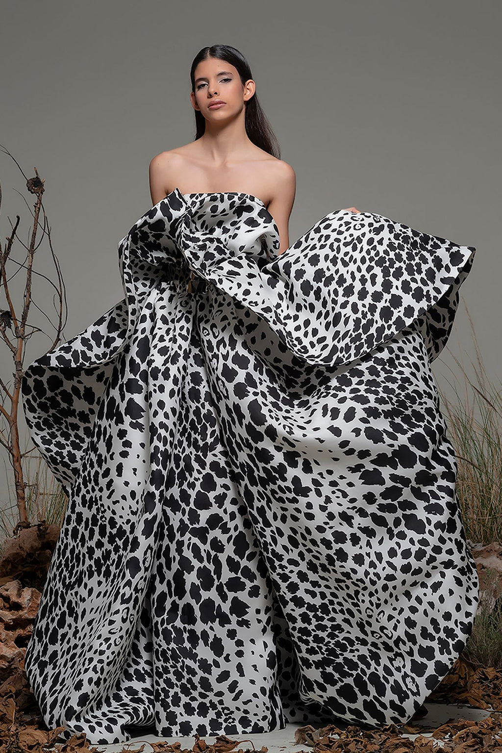 Strapless printed gown – HERTROVE